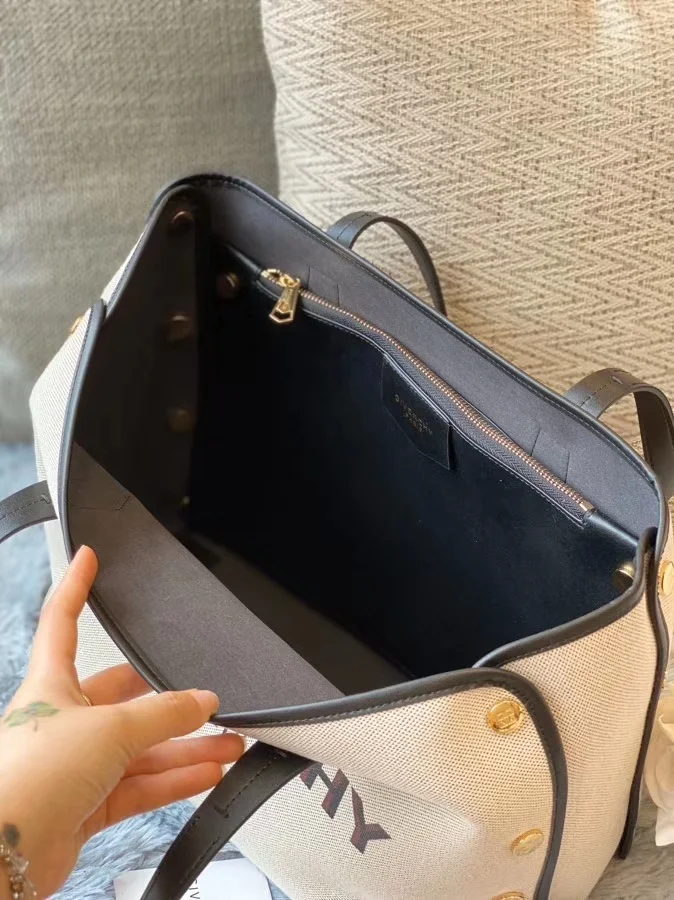 Economical Givenchy Shopping Bags