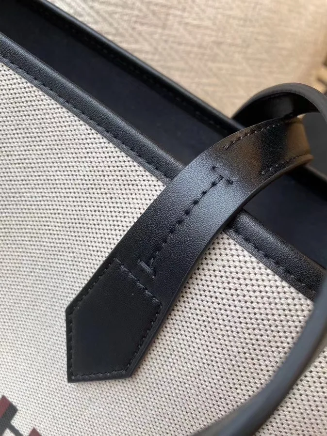 Economical Givenchy Shopping Bags