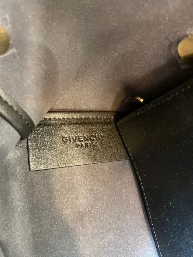 Economical Givenchy Shopping Bags