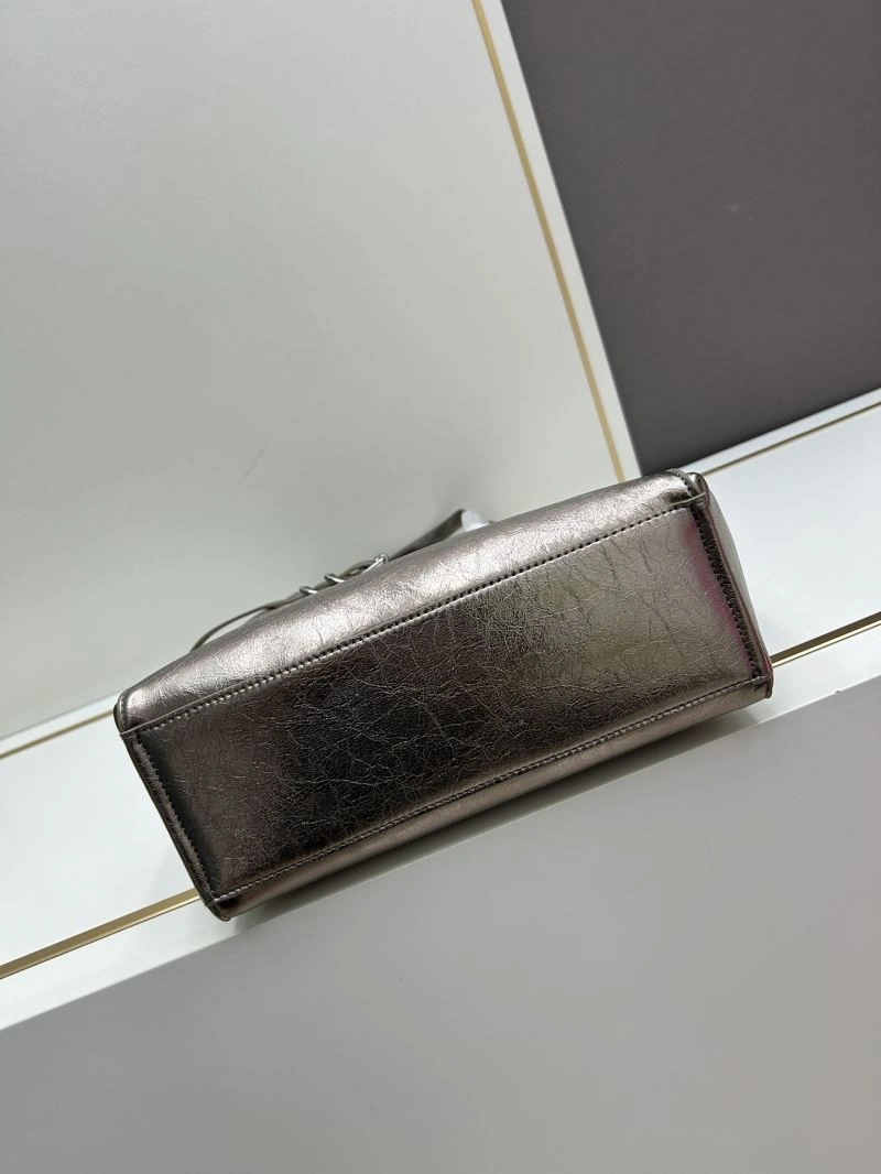 Reasonably priced Givenchy Shopping Bags