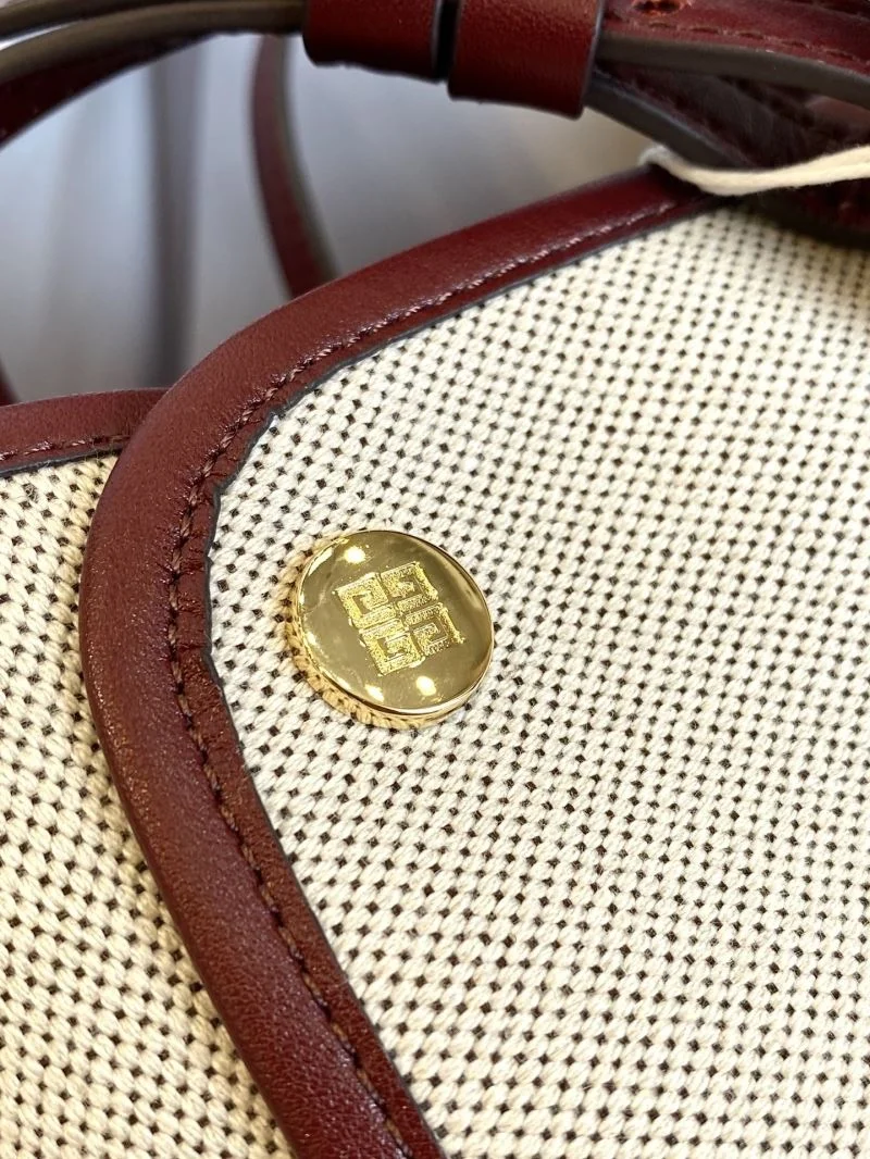 Reasonably priced Givenchy Shopping Bags
