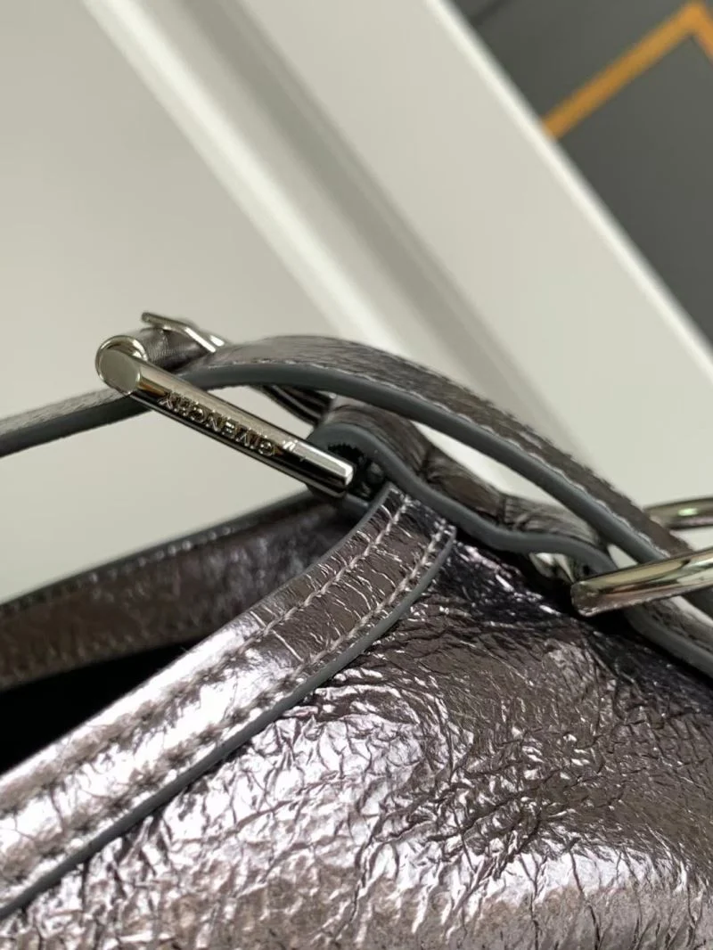 Low-cost Givenchy Shopping Bags