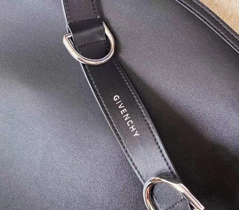 Economical Givenchy Shopping Bags