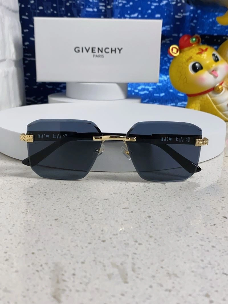 Top mirror Givenchy Sunglasses