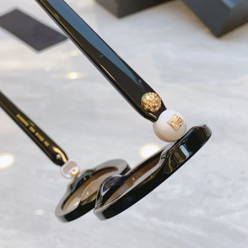 Factory-made Givenchy Sunglasses