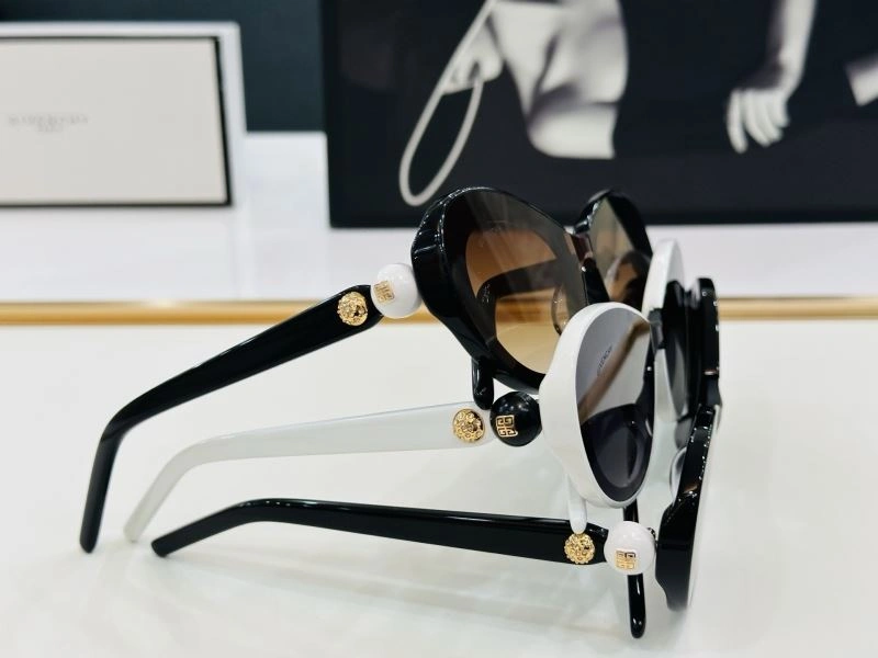 High fidelity Givenchy Sunglasses