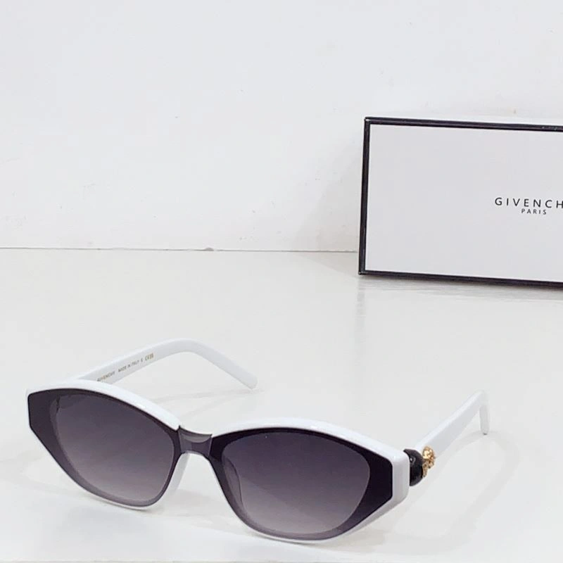 Accurate model Givenchy Sunglasses
