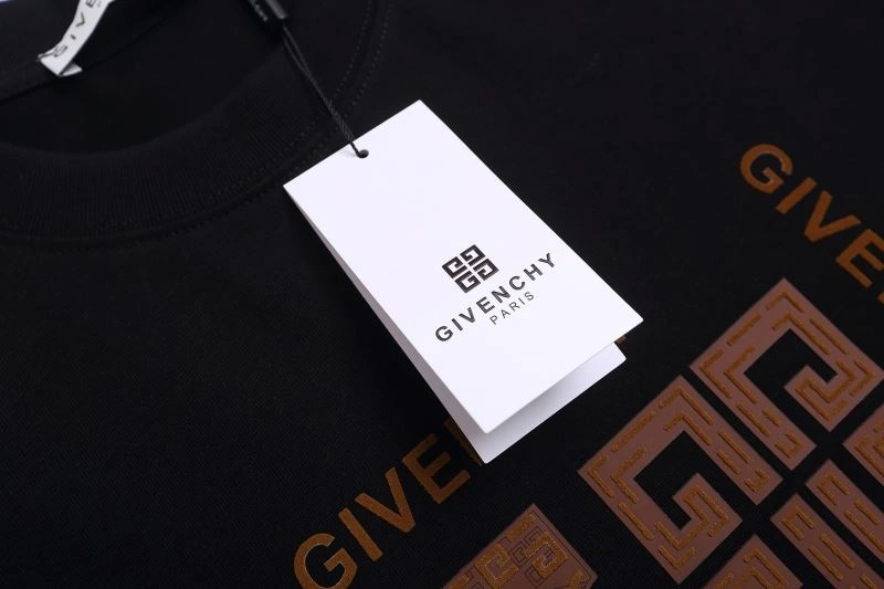 Discounted Givenchy T-Shirts