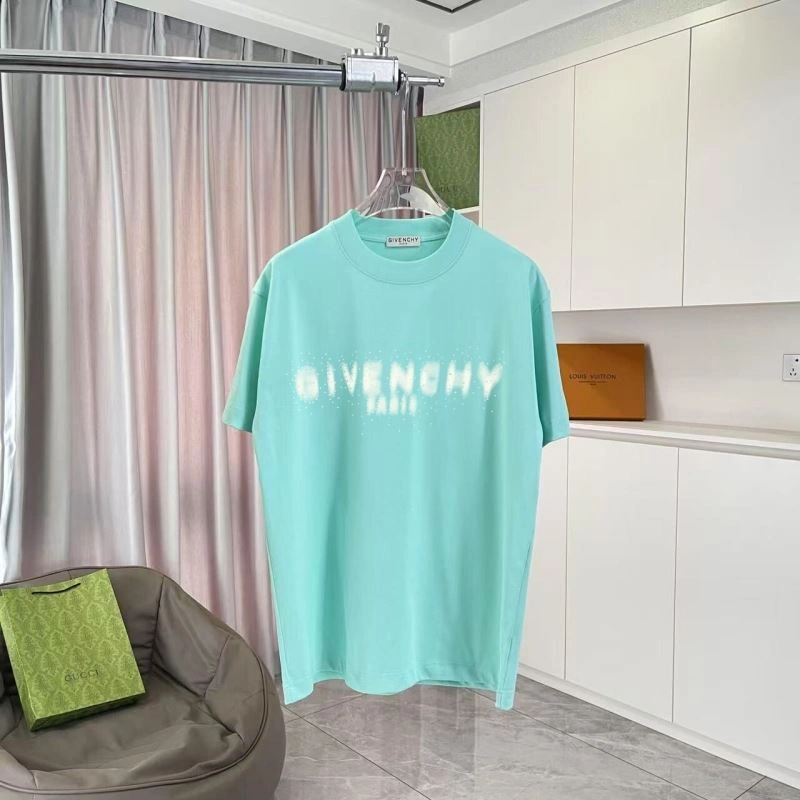 Discounted Givenchy T-Shirts