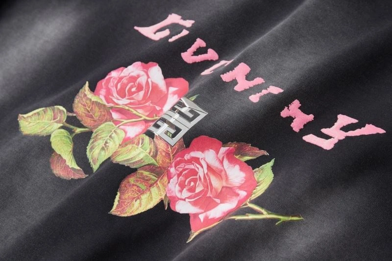 Discounted Givenchy T-Shirts
