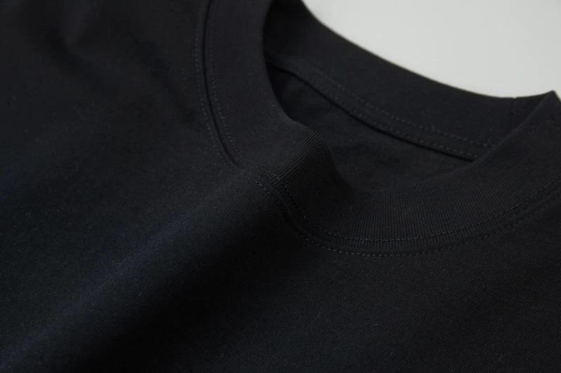 Bargain Givenchy T-Shirts
