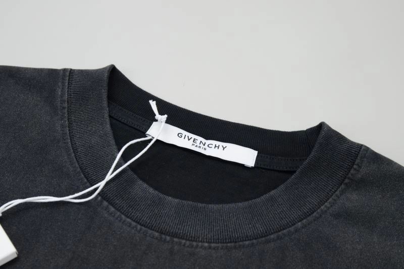 High fidelity Givenchy T-Shirts