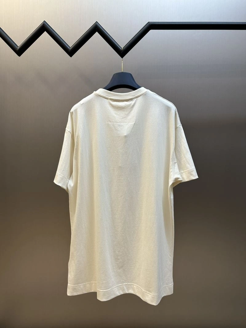 Accurate model Givenchy T-Shirts