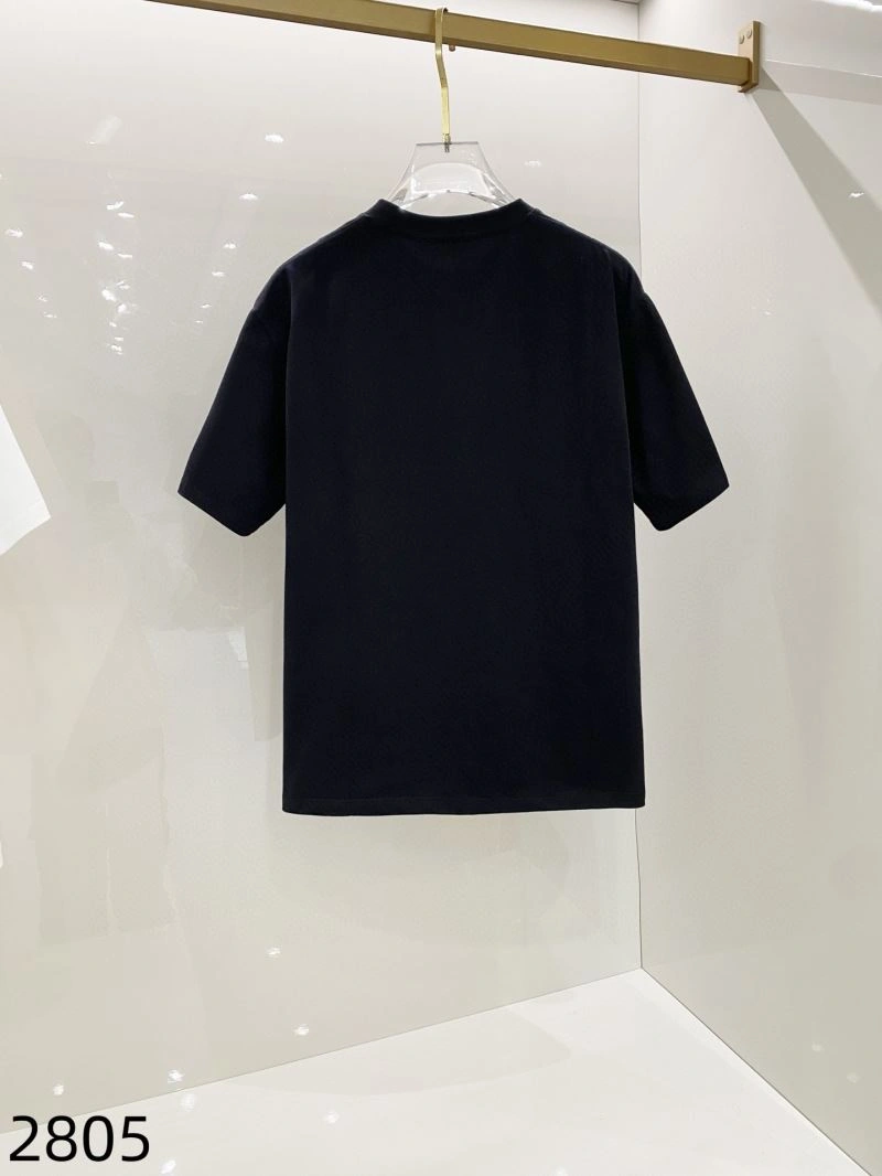 Bargain Givenchy T-Shirts