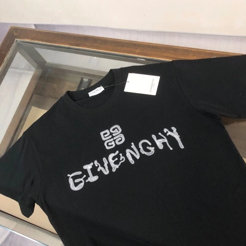 Discounted Givenchy T-Shirts