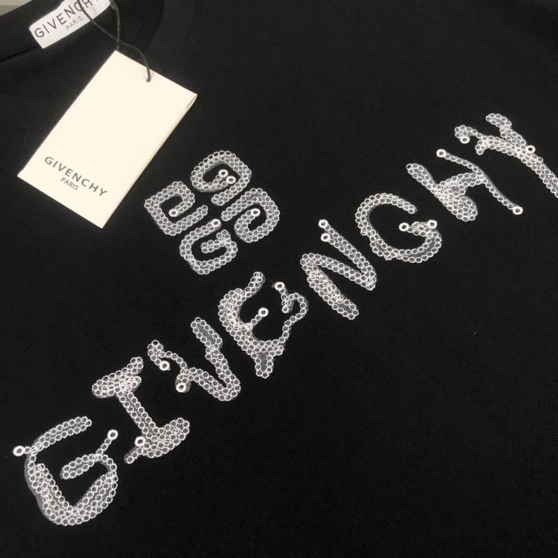 Discounted Givenchy T-Shirts