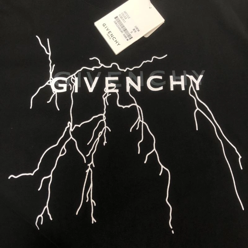 Reasonably priced Givenchy T-Shirts
