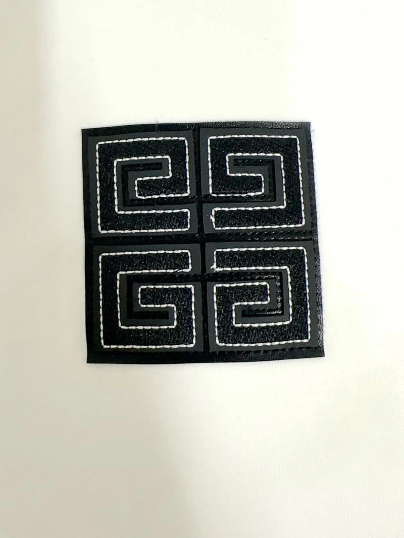 Discounted Givenchy T-Shirts