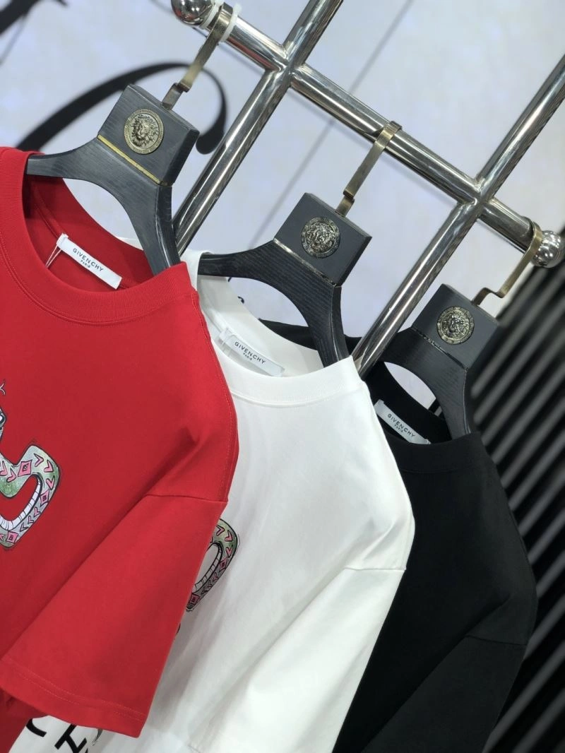 Inexpensive Givenchy T-Shirts
