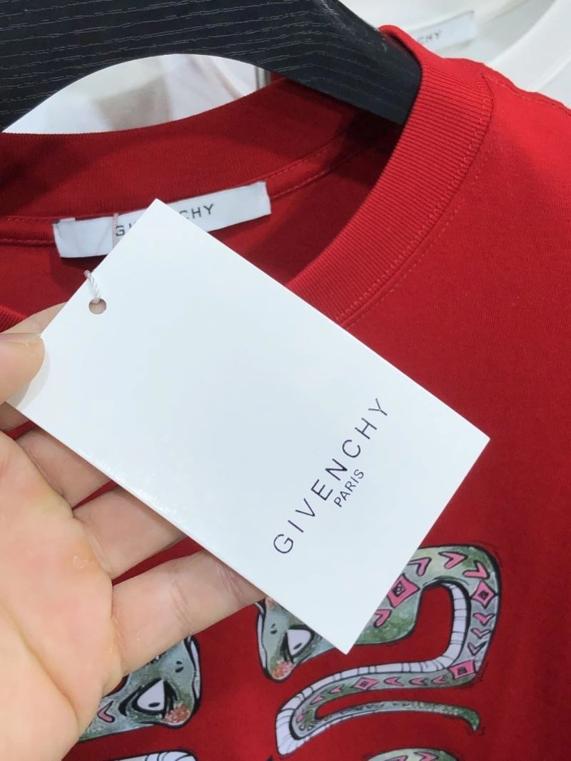 Inexpensive Givenchy T-Shirts