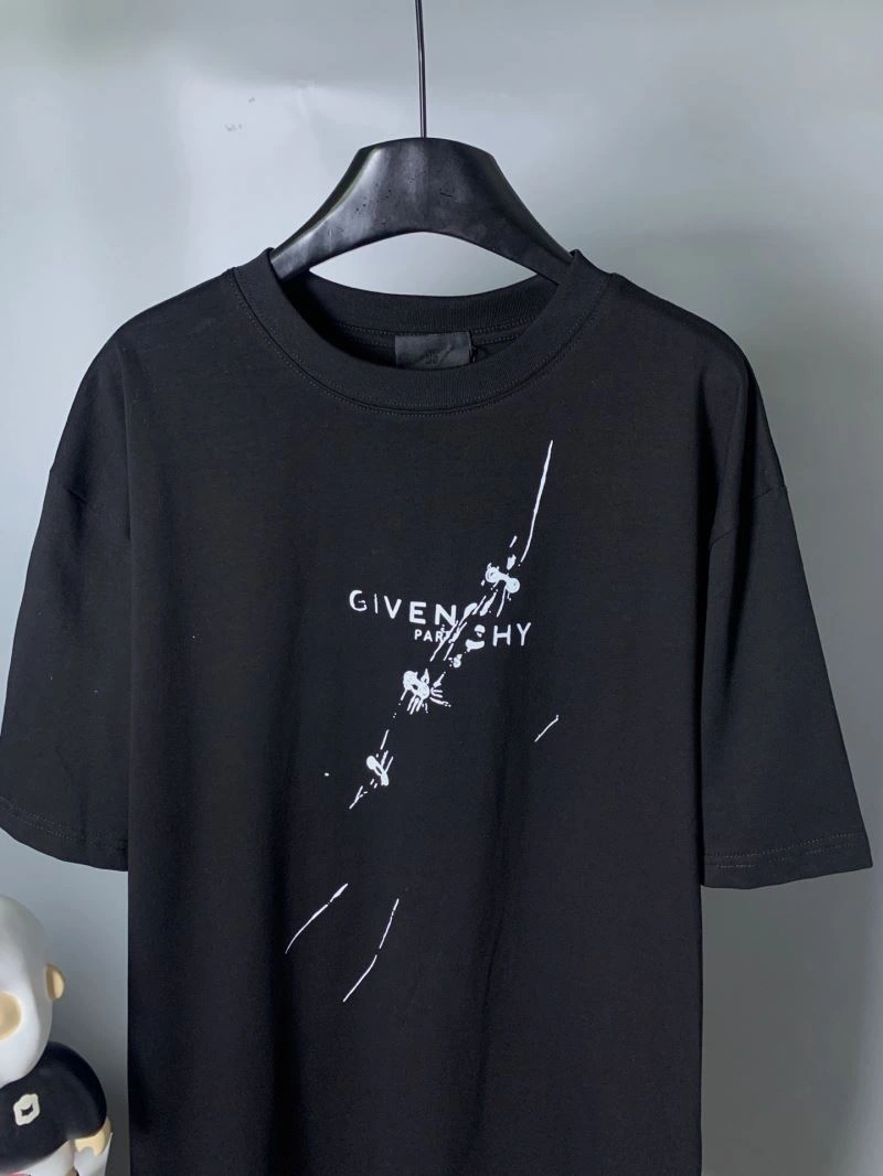 Precise copy Givenchy T-Shirts