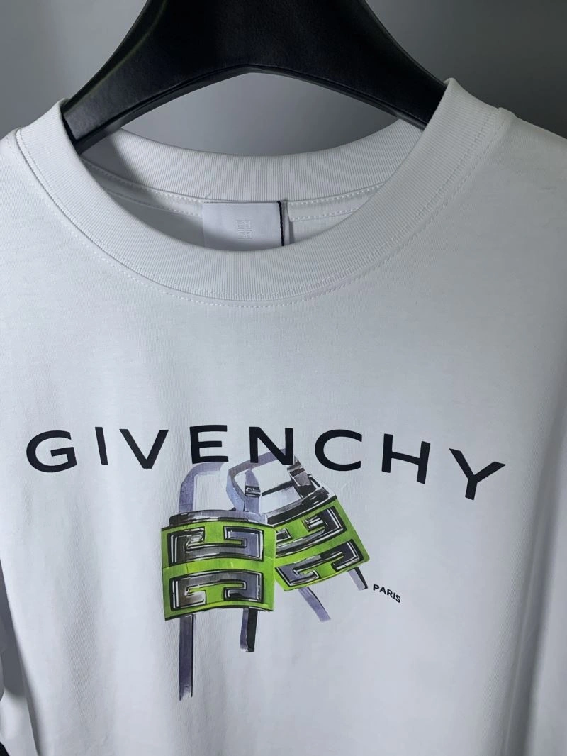 High fidelity Givenchy T-Shirts