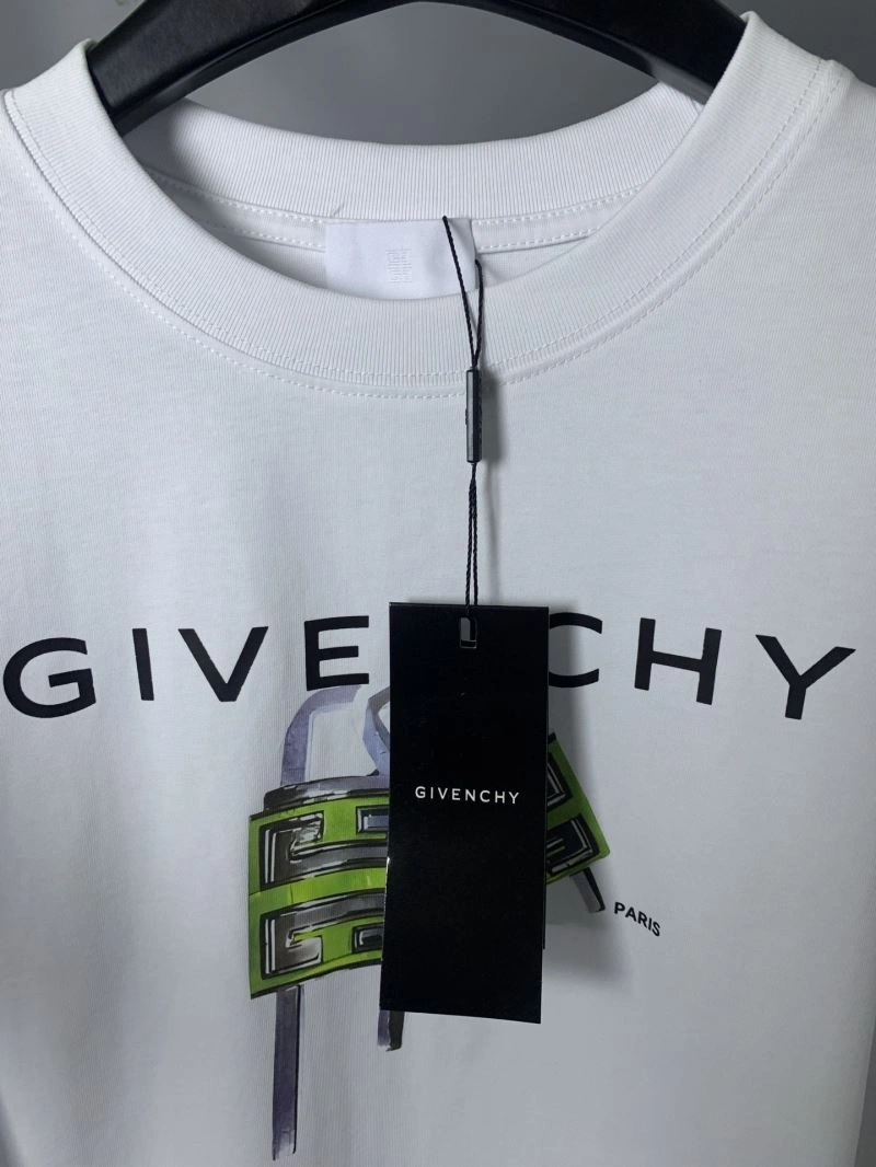 High fidelity Givenchy T-Shirts