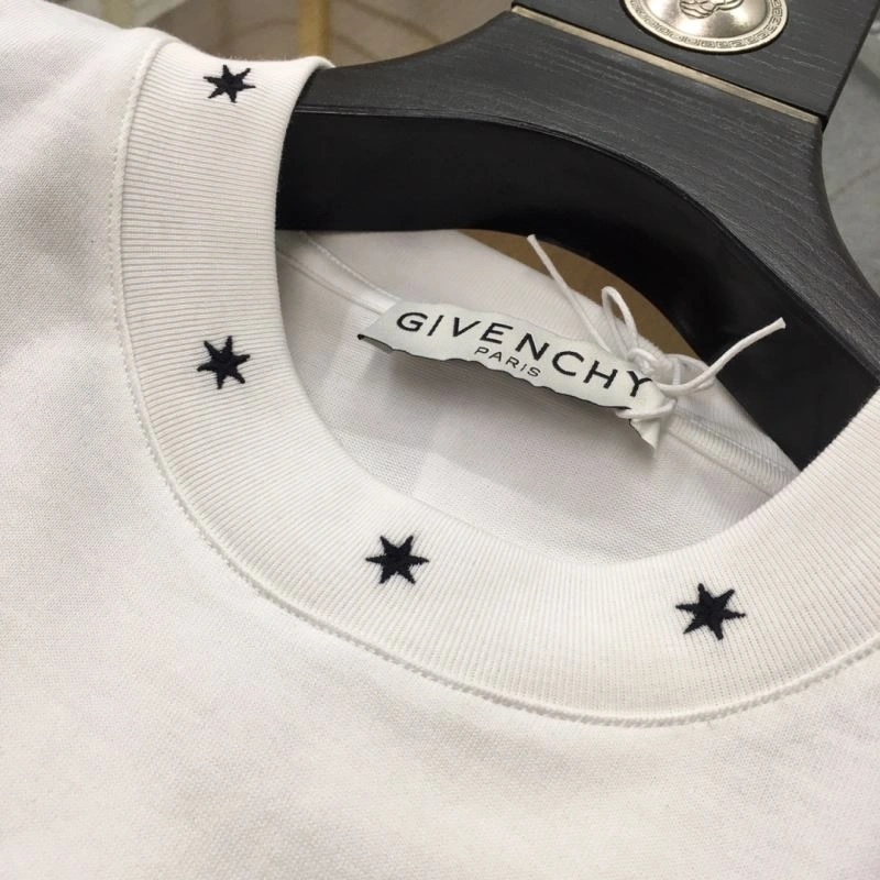 Reasonably priced Givenchy T-Shirts