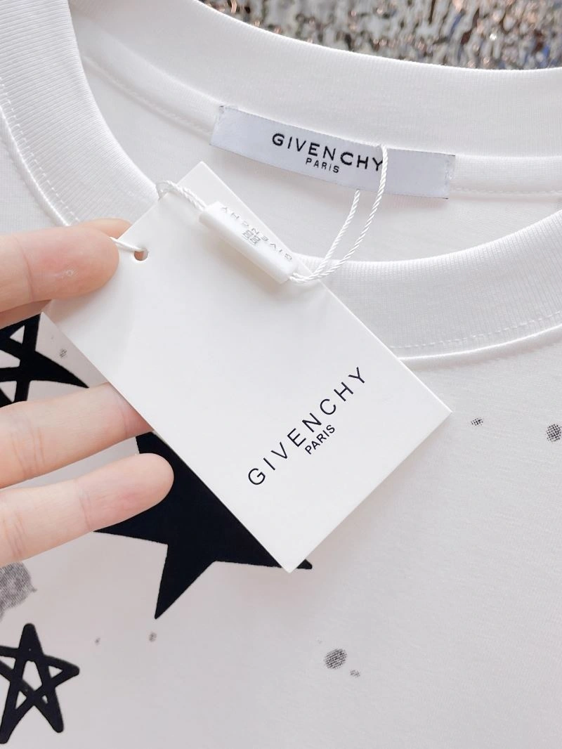 Top match Givenchy T-Shirts