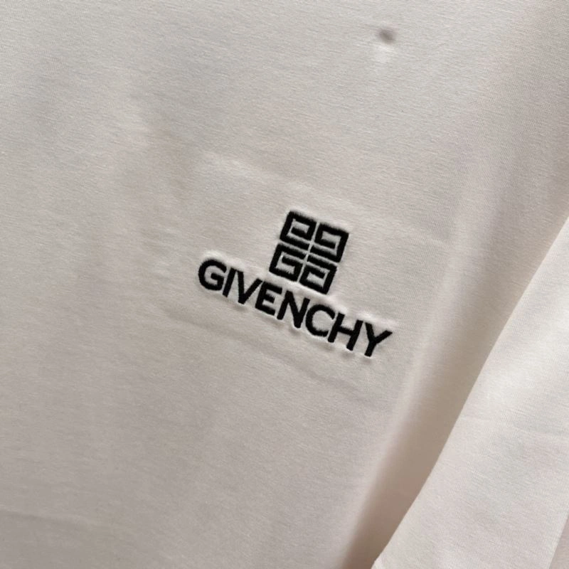 High accuracy Givenchy T-Shirts