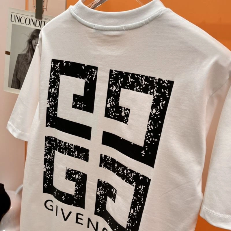 High accuracy Givenchy T-Shirts