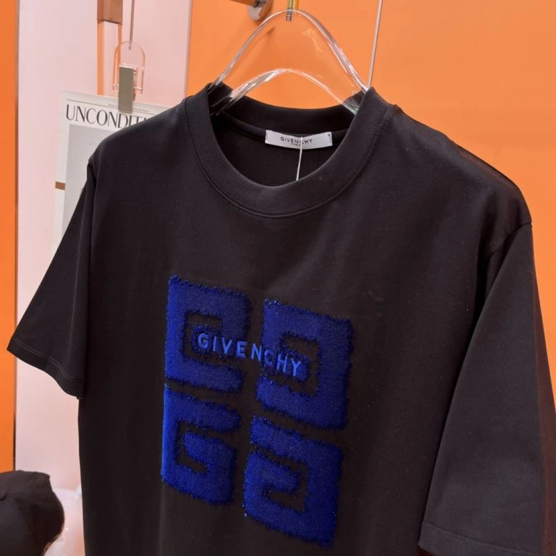 High fidelity Givenchy T-Shirts