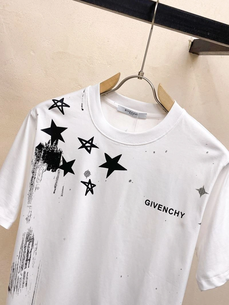 Discounted Givenchy T-Shirts
