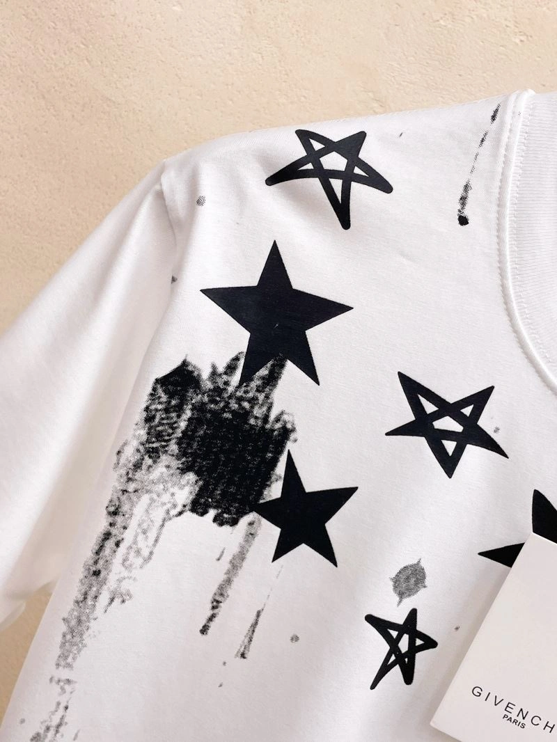 Discounted Givenchy T-Shirts