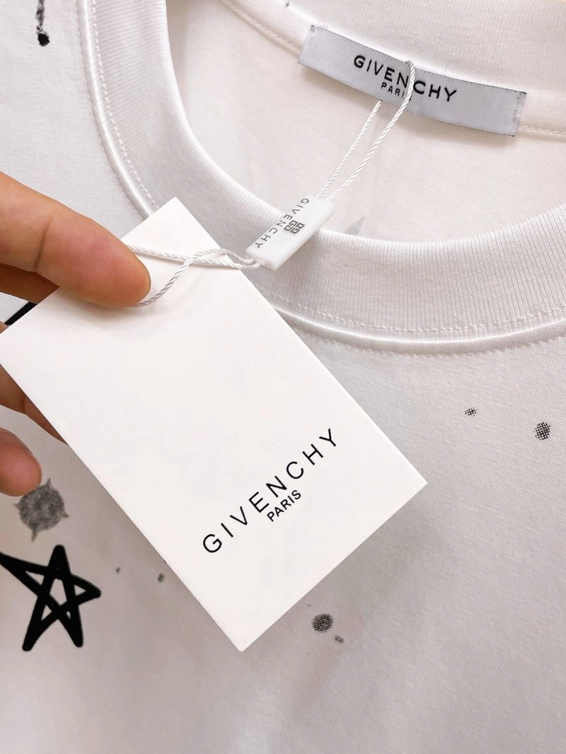 Discounted Givenchy T-Shirts