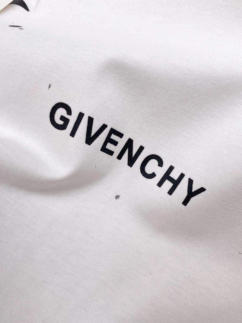 Discounted Givenchy T-Shirts