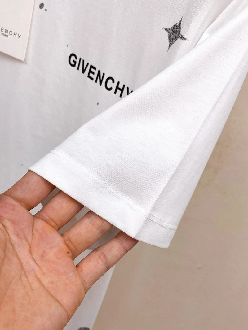 Discounted Givenchy T-Shirts