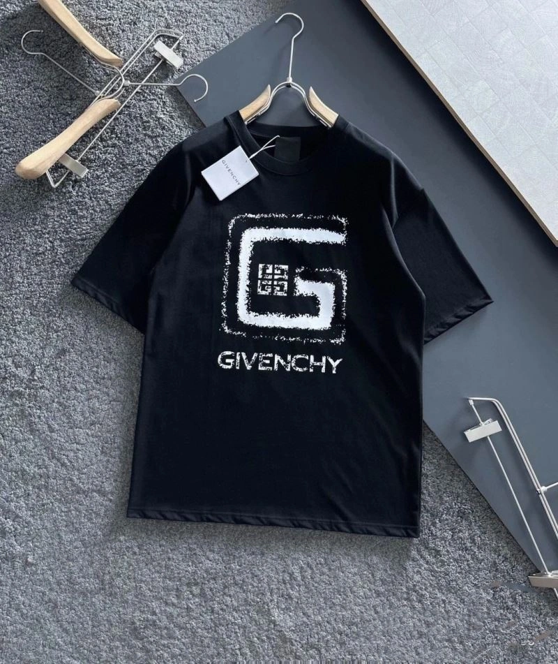 Economical Givenchy T-Shirts