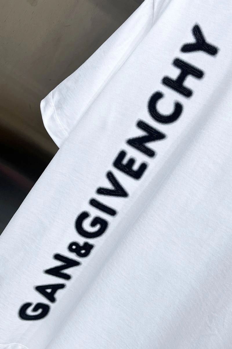Exact replica Givenchy T-Shirts
