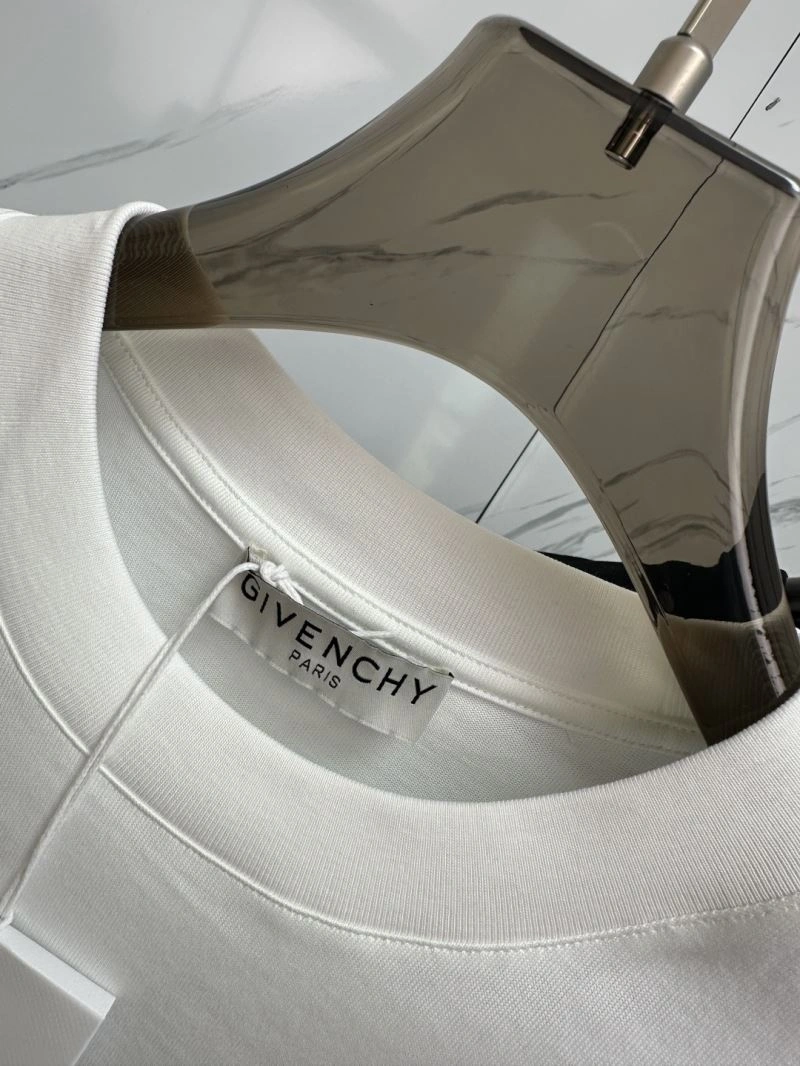 Legit Givenchy T-Shirts