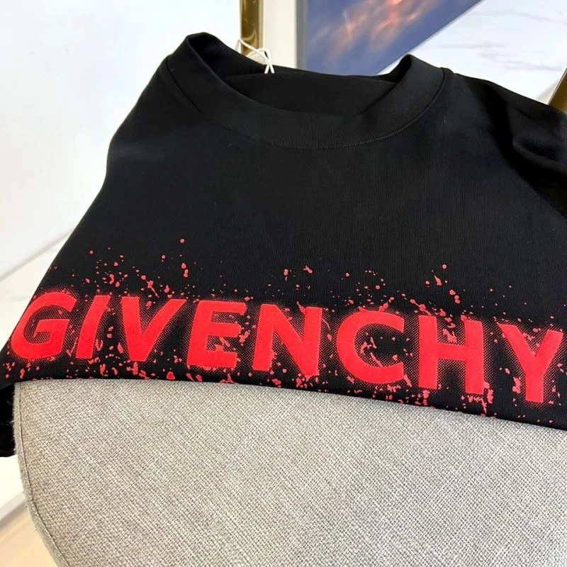 Top match Givenchy T-Shirts