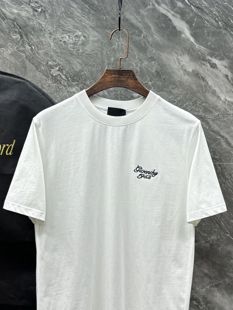 Reasonably priced Givenchy T-Shirts