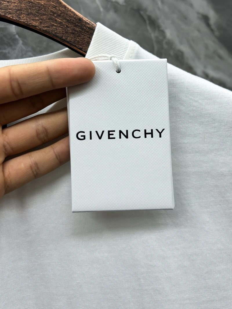 Reasonably priced Givenchy T-Shirts