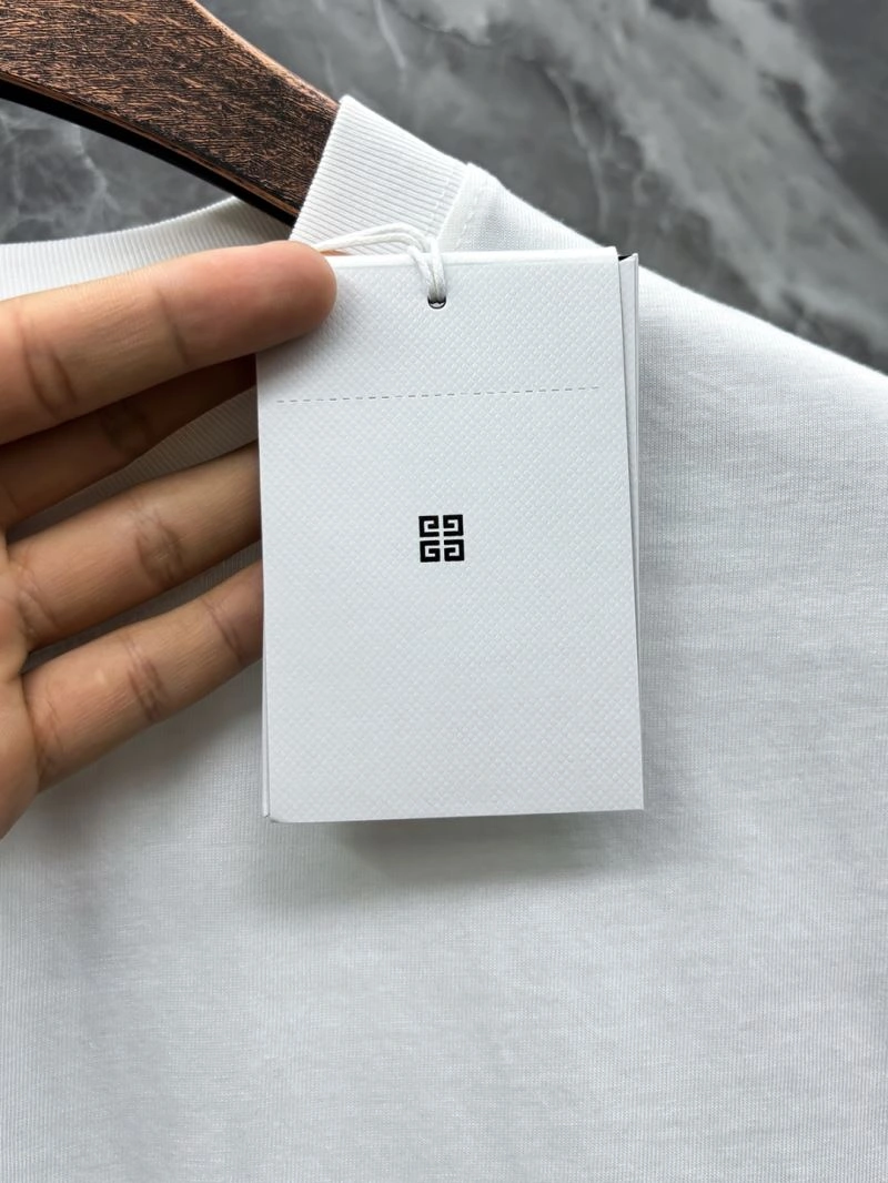 Reasonably priced Givenchy T-Shirts