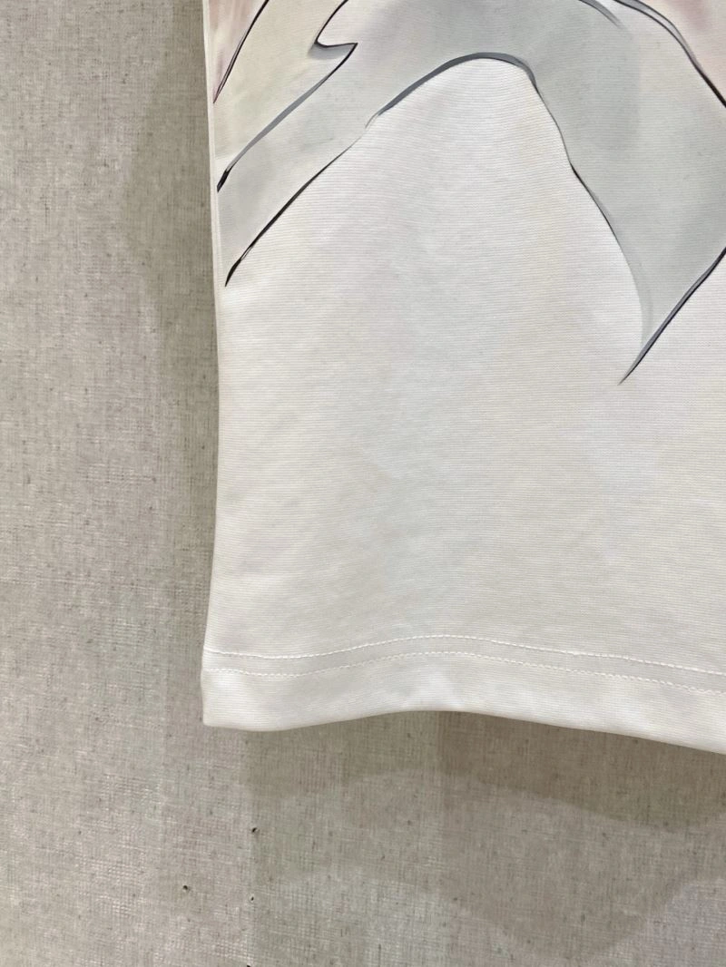 Accurate model Givenchy T-Shirts