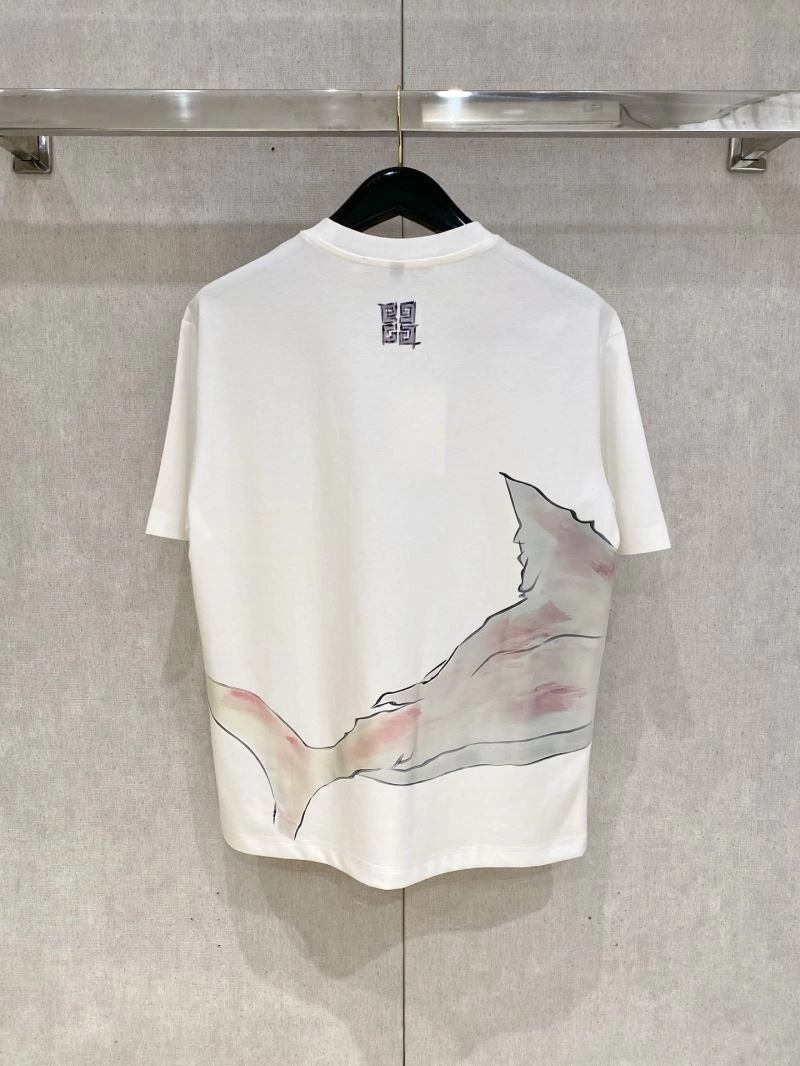 Accurate model Givenchy T-Shirts