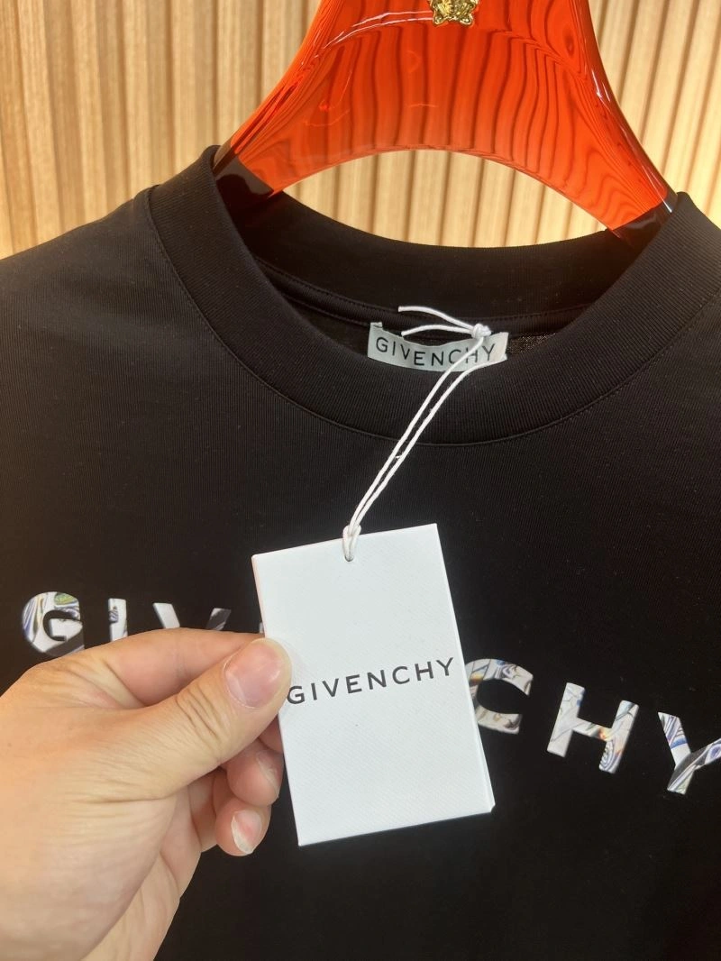 Inexpensive Givenchy T-Shirts