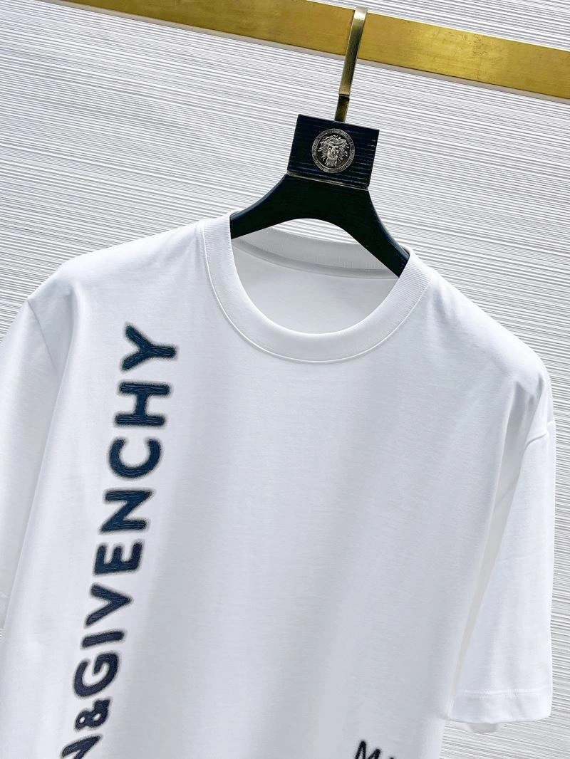 Reasonably priced Givenchy T-Shirts