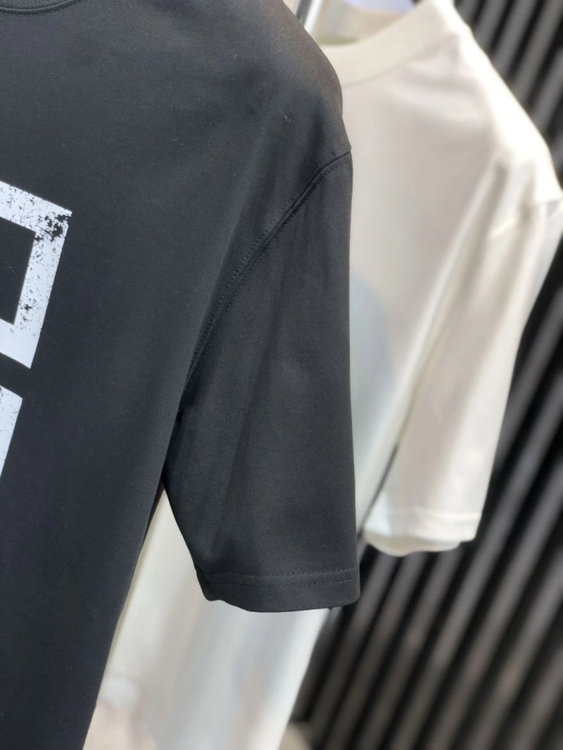 Exact replica Givenchy T-Shirts