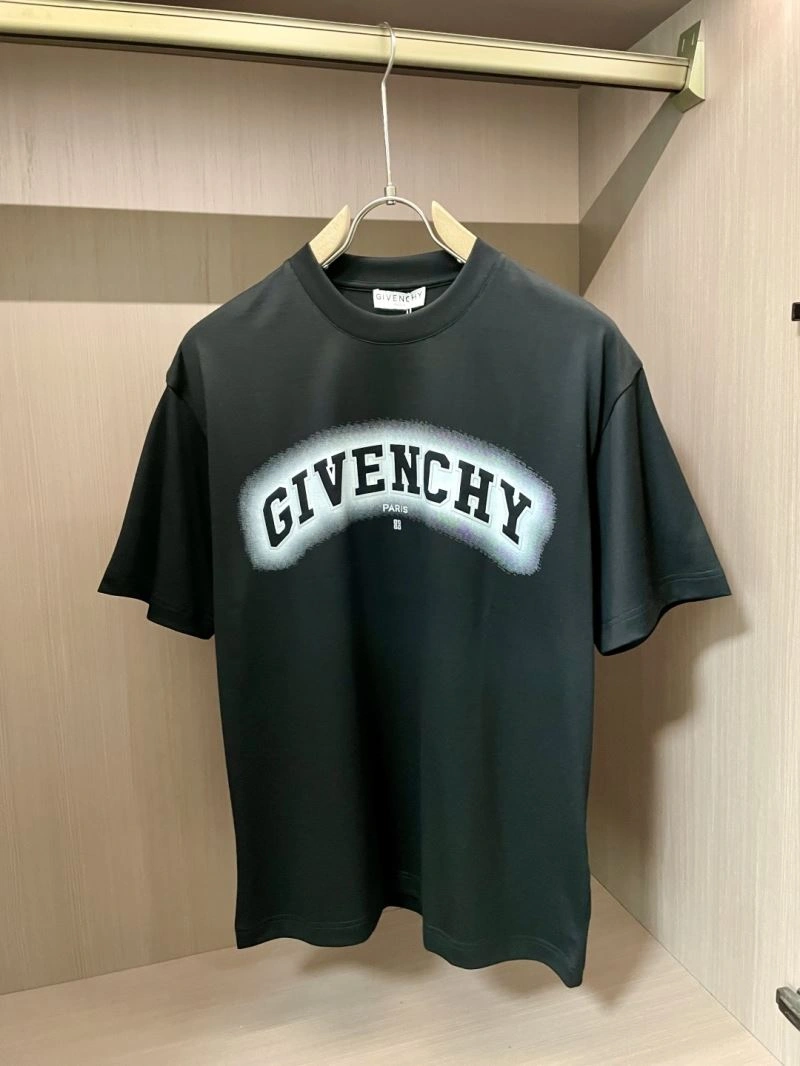 High accuracy Givenchy T-Shirts